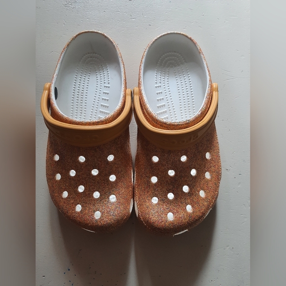 CROCS | Shoes | Crocs Classic Clogs Youth Size 5 | Poshmark